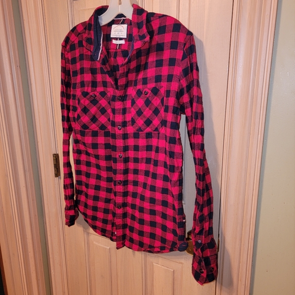 Denim & Flower | Shirts | Mens Sz M Denim Flower Flannel Shirt Red And ...